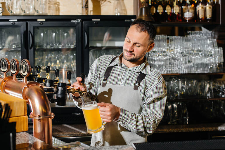 How Craft Beer and Restaurants Build Lasting Loyalty - The Beer ...